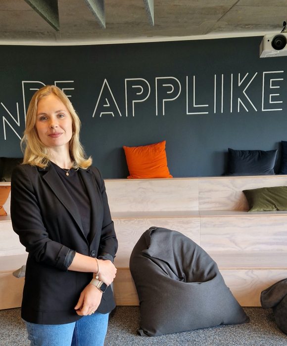 life @ applike - Applike Group